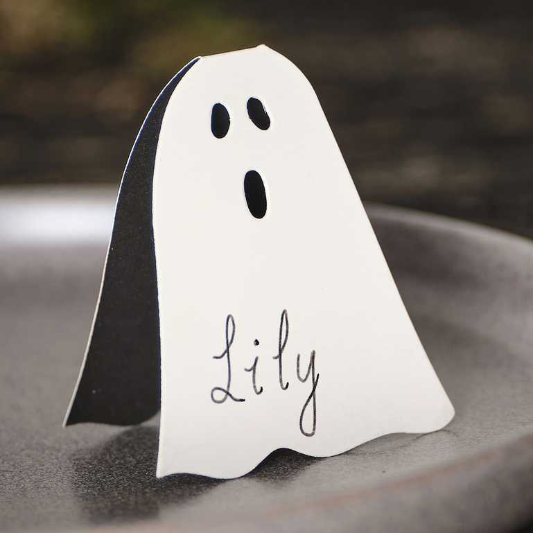 Pumpkin Spice Ghost Paper Place Cards